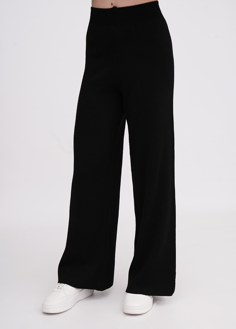 Купити Жіночі чорні штани EQUILIBRI W391 055 200 Black FW2025 розмір - ARGO